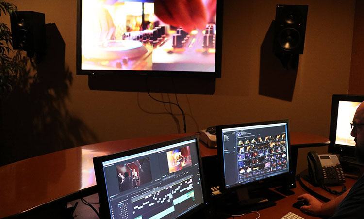 Making a Commercial for Your Business | Levy Production Group.